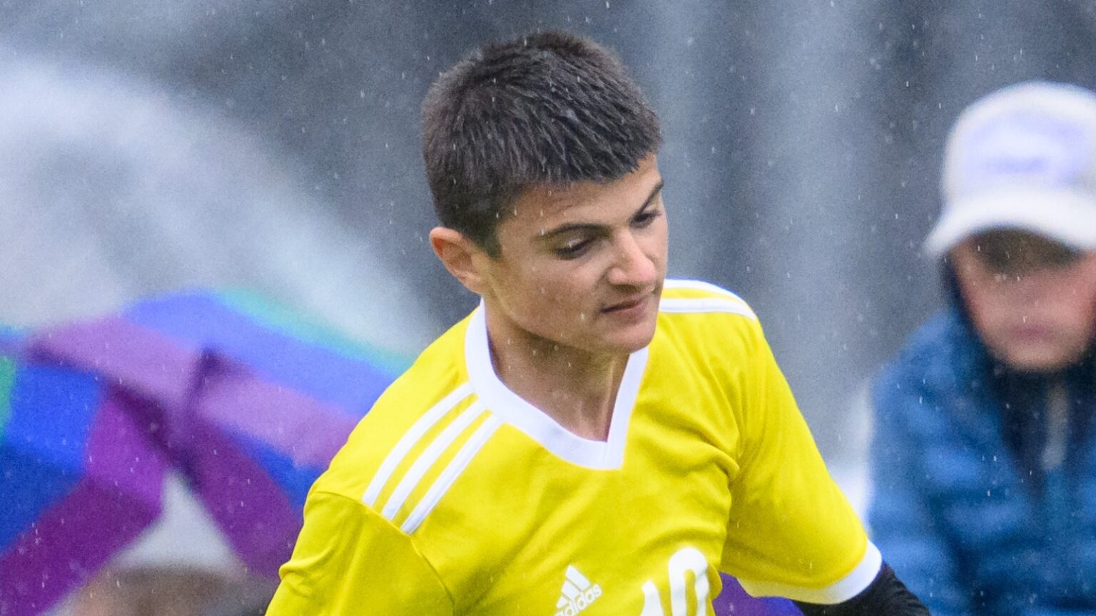 AVSLÖJAR: Klart – Blåvitts förre supertalang i skrällövergång ...