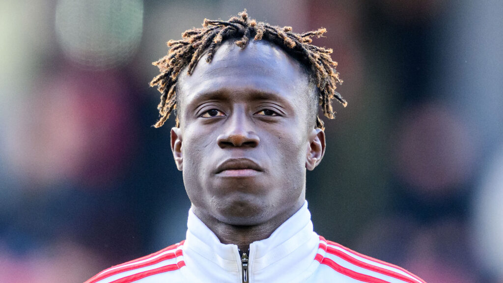 Sanyang tas ur träning – närmar sig rekordflytt - FotbollDirekt