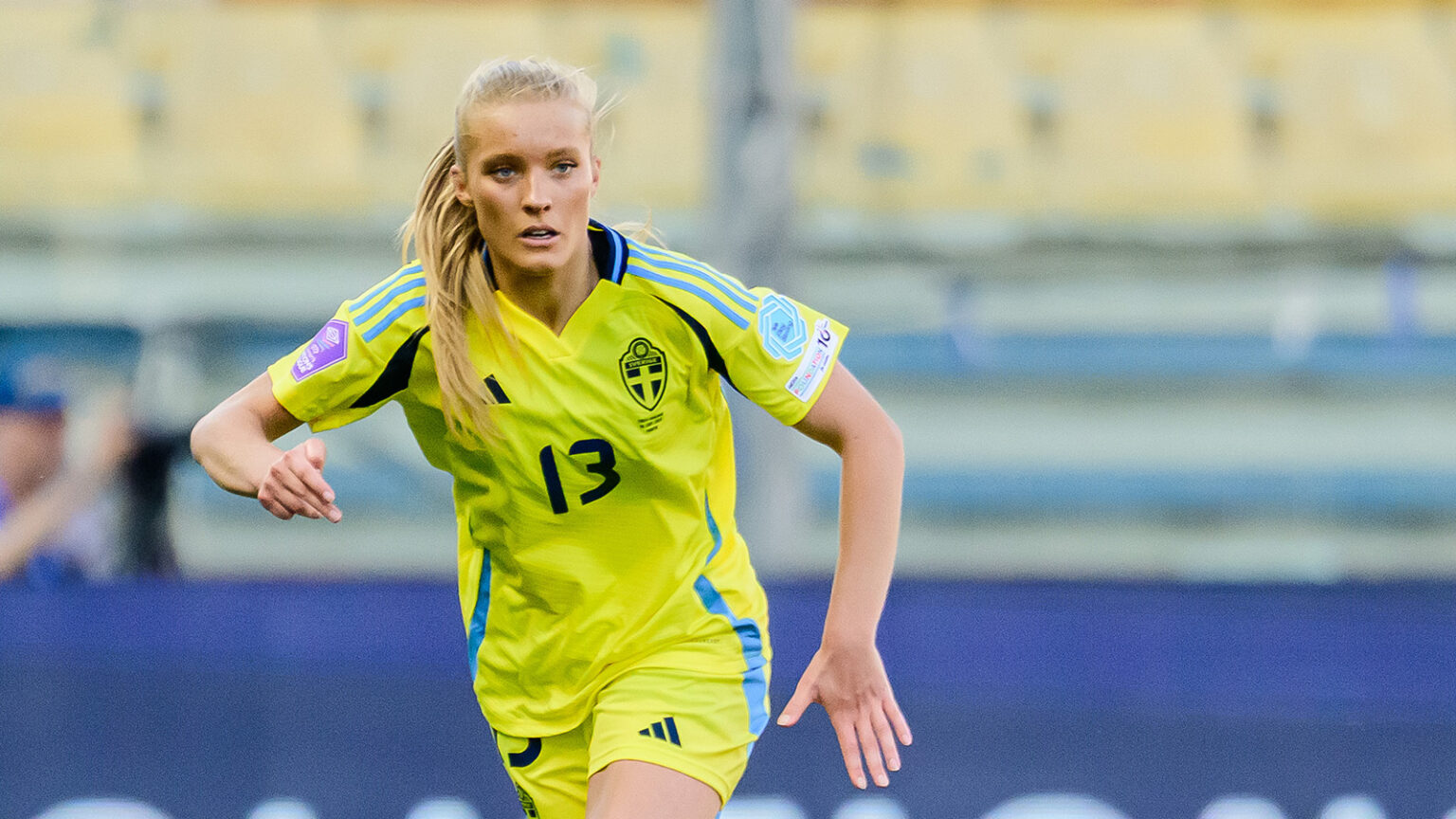 “Att våga ta för sig i en så ung ålder är unikt, Smilla Holmberg är ...