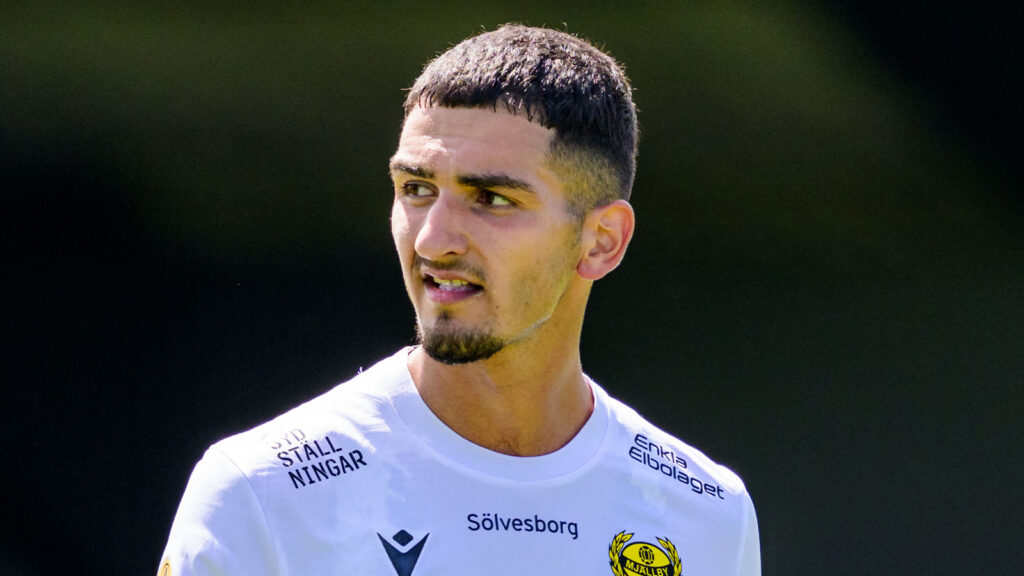 Officiellt: Mjällby lånar ut Miftari - FotbollDirekt