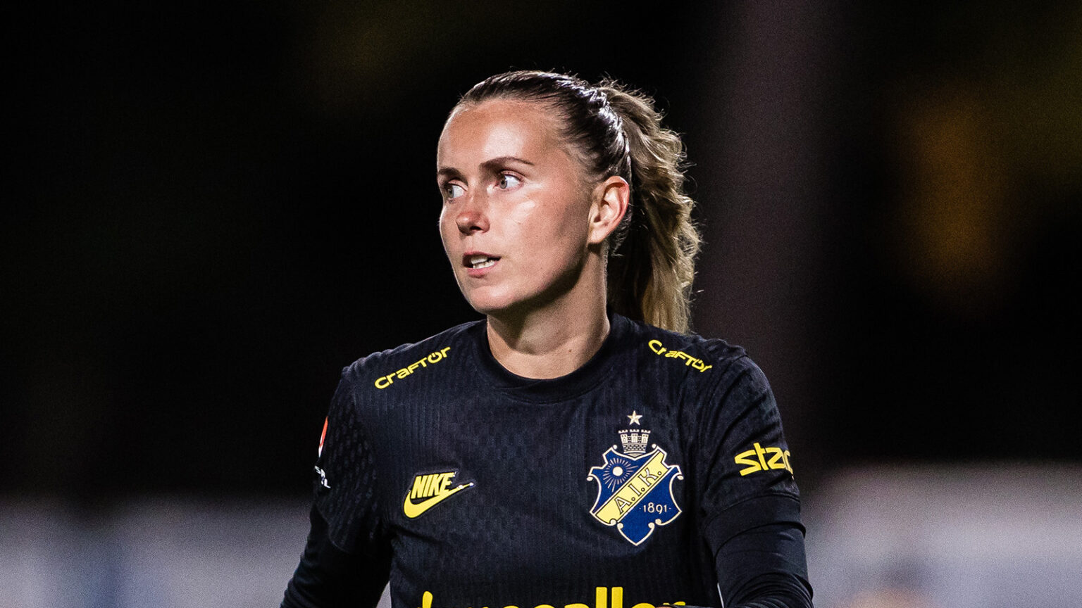 Officiellt: AIK förlänger med Adelisa Grabus - FotbollDirekt