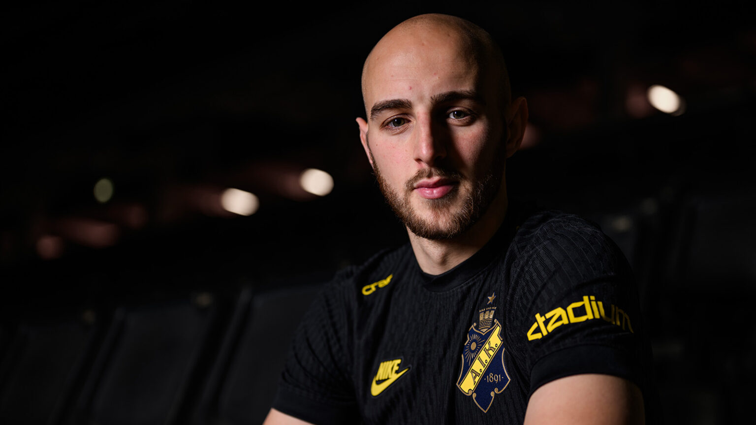 "Revansch efter MFF – men AIK-kostymen stor att fylla för Mujanic"